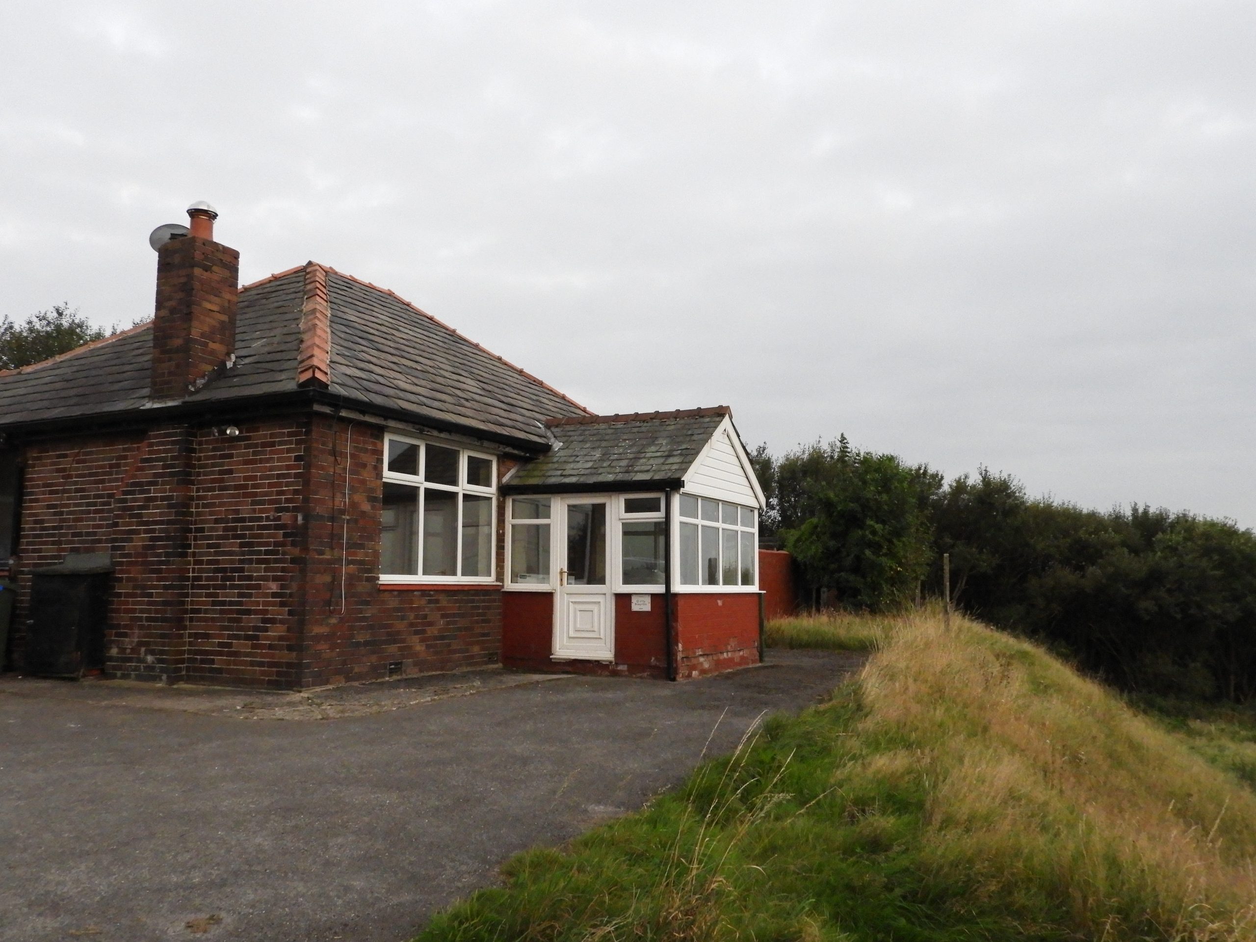 Kennel and college plan submitted - Tameside Correspondent