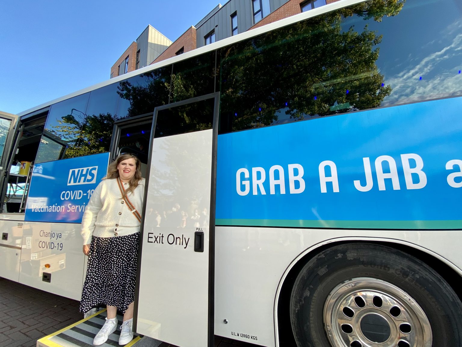 All aboard the vaccine bus! - Tameside Correspondent