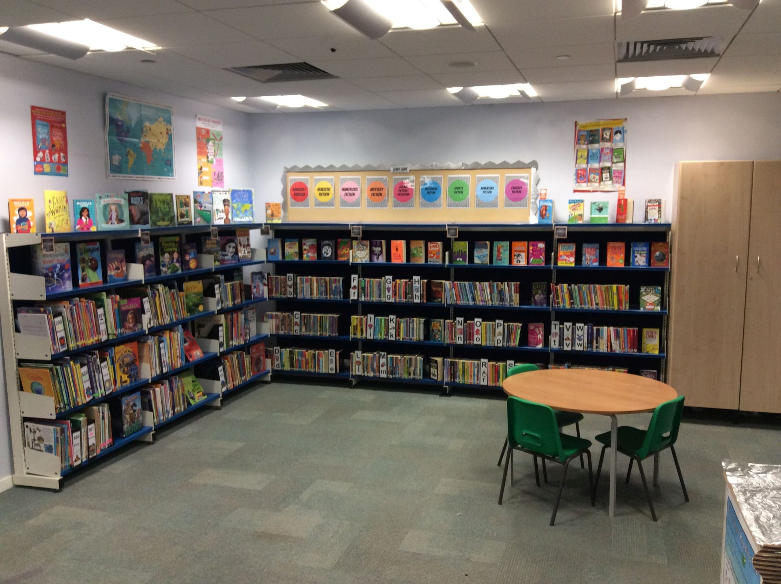 Free library re-vamp for Dukinfield school - Tameside Correspondent