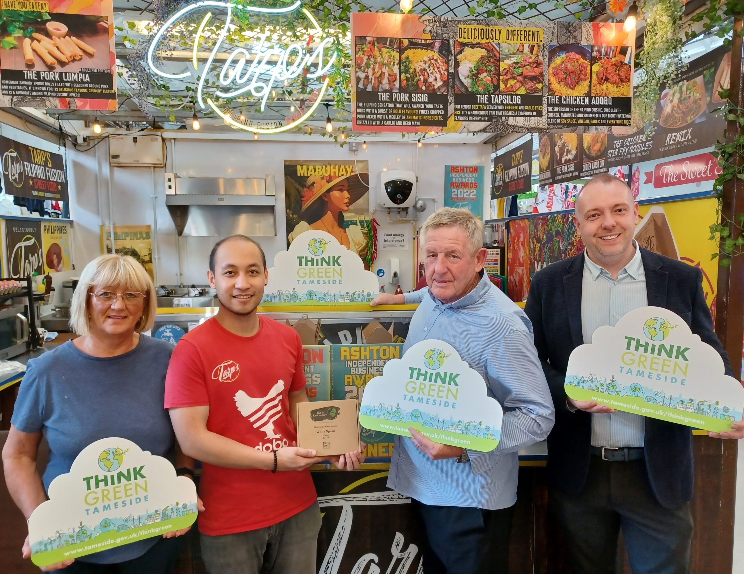 Tameside market stall 'thinks green' - Tameside Correspondent