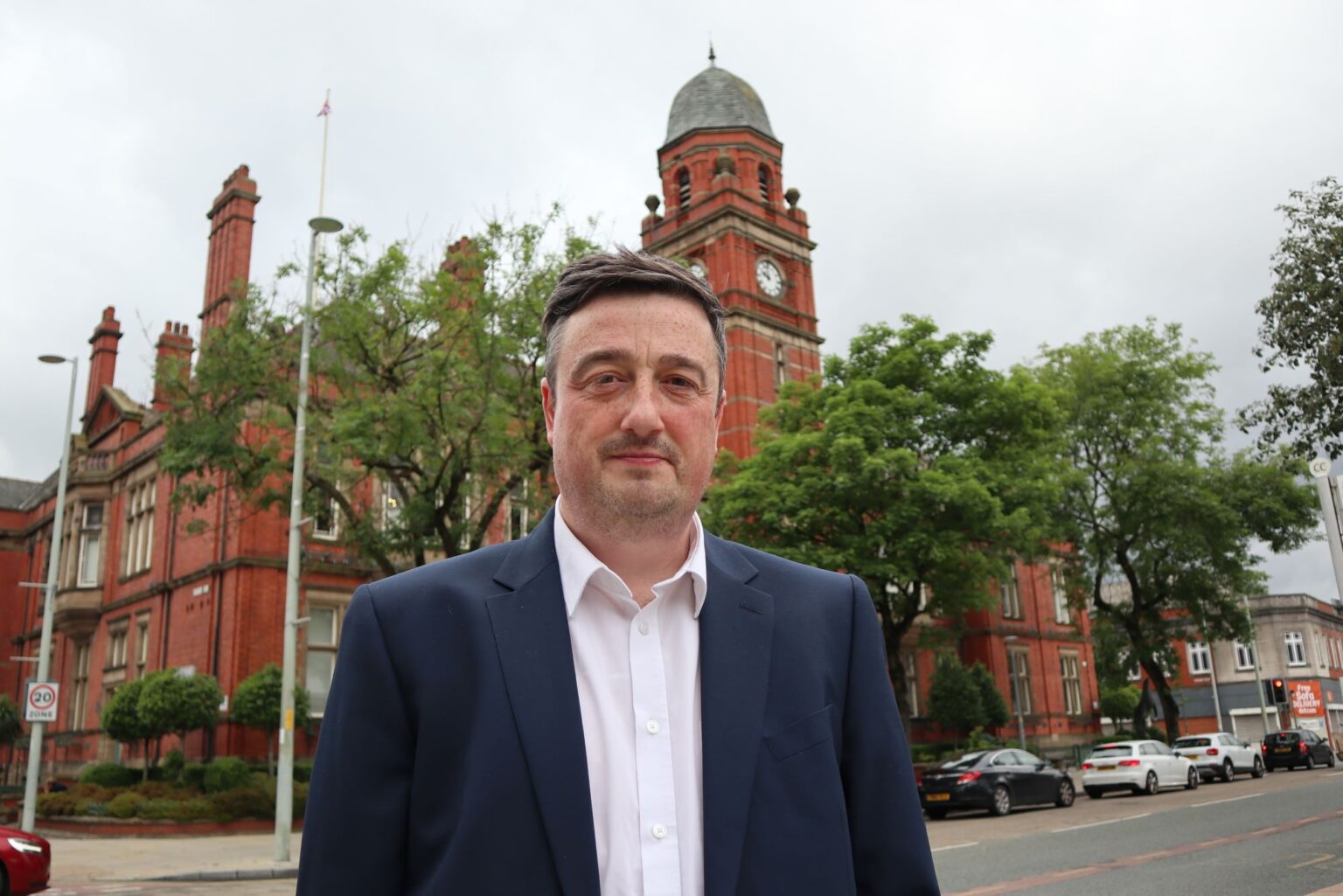 Tameside councillor to stand at general election - Tameside Correspondent